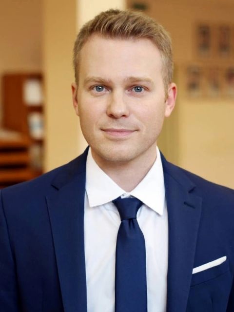 Степанов Сергей Викторович — репетитор по английскому языку, математике ...